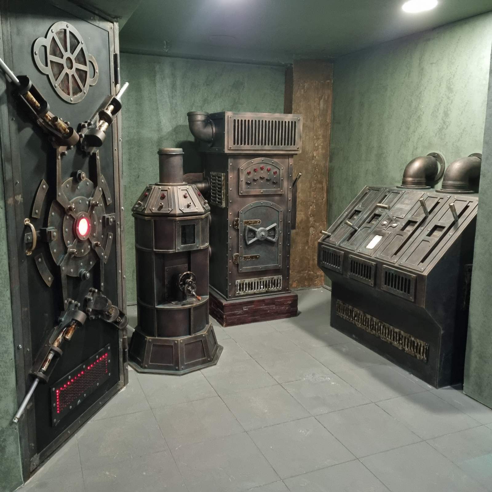 Steampunk Time Machine - Escape Rooms | Maze Games